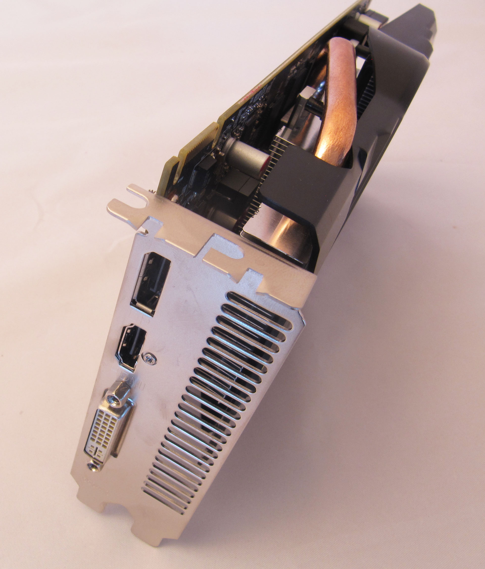 PC Ekspert - Hardware EZine - Gigabyte Radeon R9 270 OC & PowerColor R9 ...